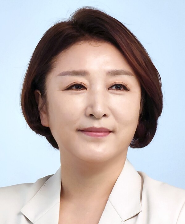 응급실 뺑뺑이 심해지는데 소아응급진료 가능한 응급의료기관 10곳 중 1곳도 안돼.. 응급실 뺑뺑이 심해지는데 소아응급진료 가능한 응급의료기관 10곳 중 1곳도 안돼..